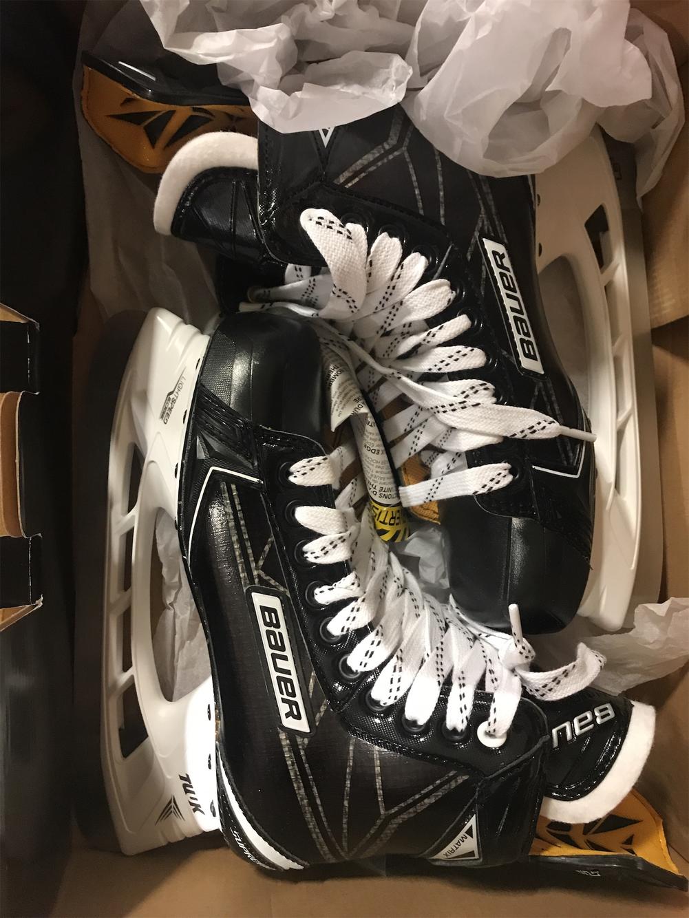 Senior Bauer Supreme matrix D&R (Regular) Size 6.5 Hockey Skates ...