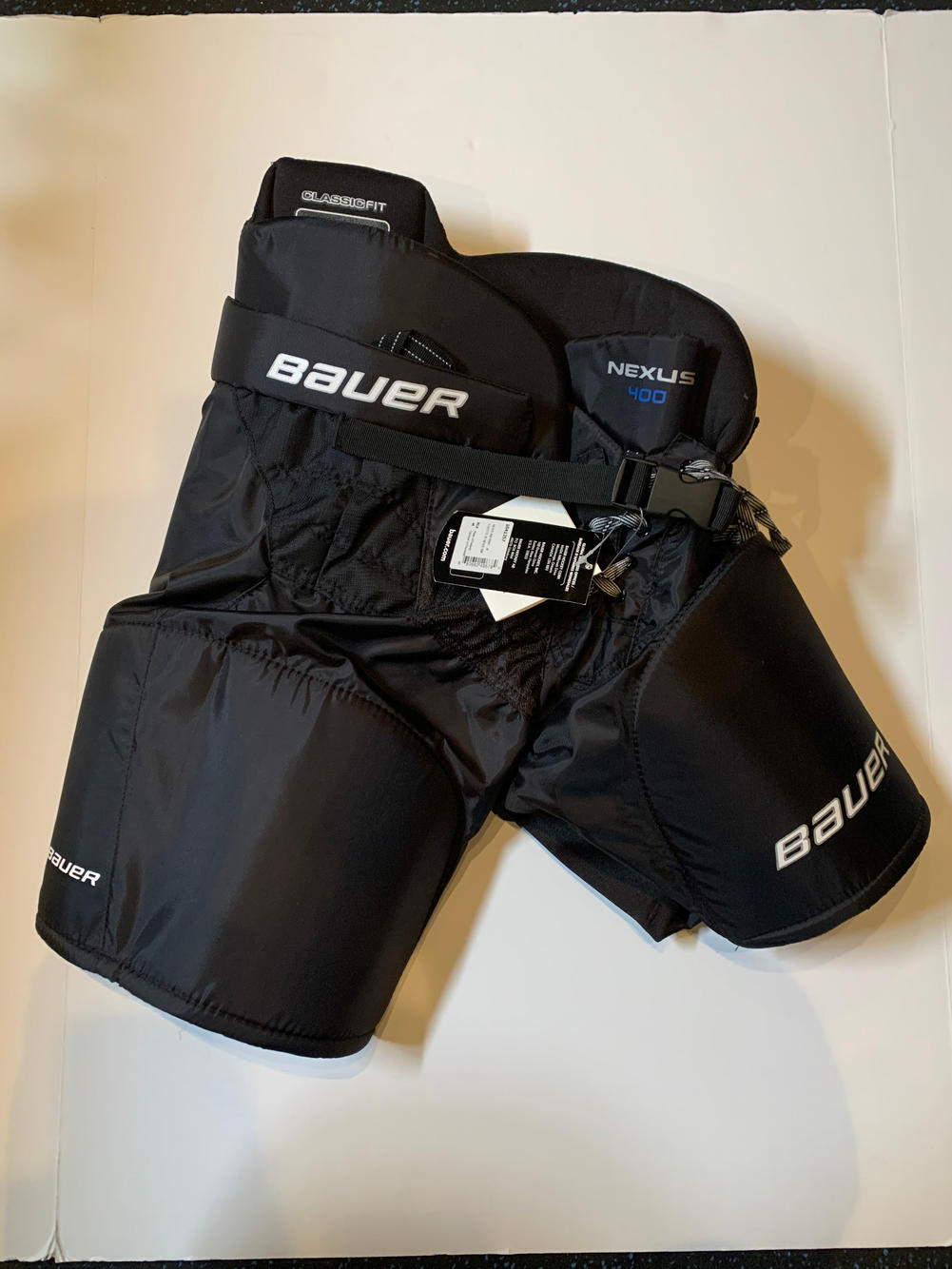 Black New Junior Medium Bauer Nexus 400 Hockey Pants | SidelineSwap