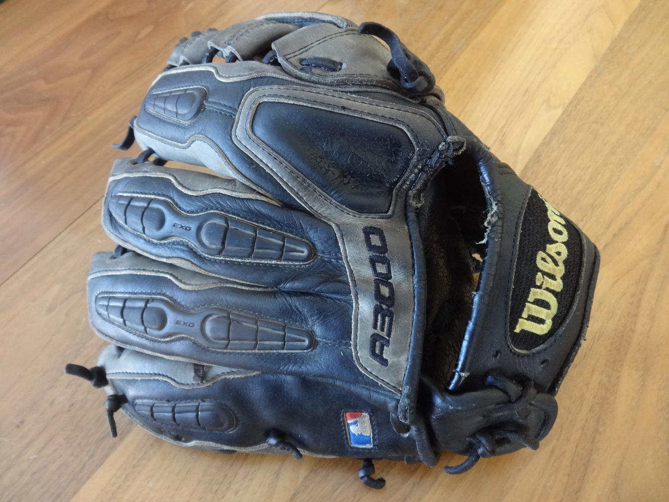 Wilson A3000 EXO 11.75" Baseball Glove | SidelineSwap