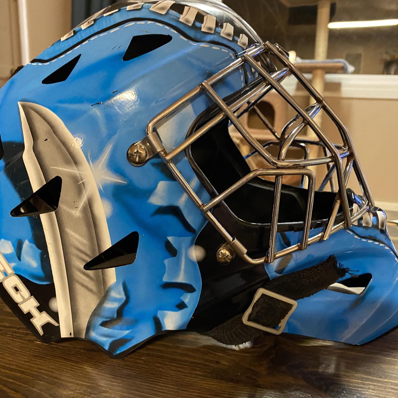 Blue Senior Itech Goalie Mask | SidelineSwap