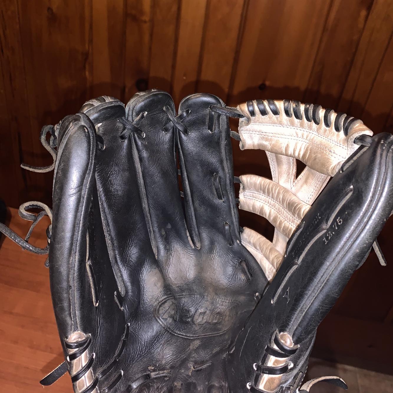 Used Left Handed A2000 12.75" Baseball Glove | SidelineSwap