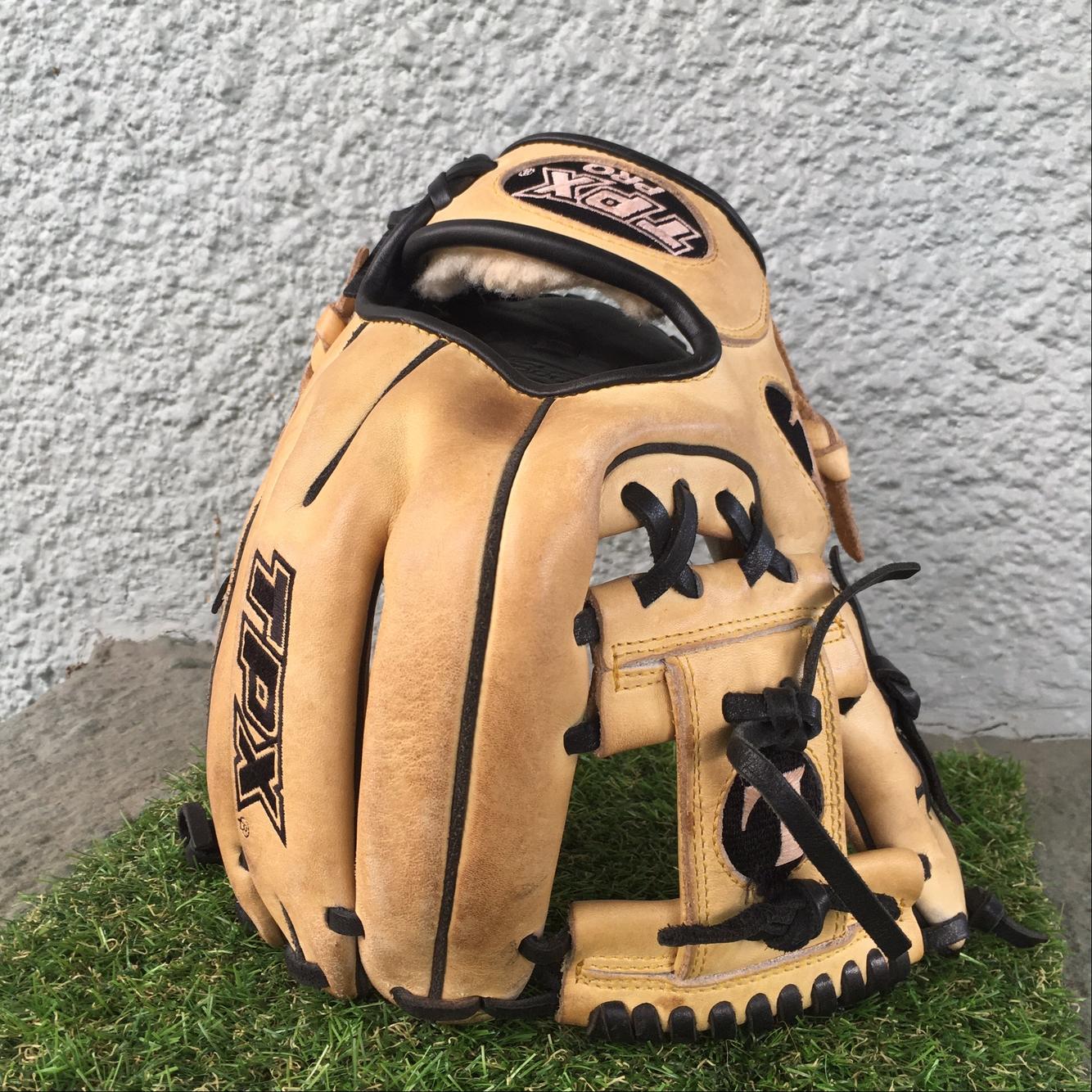 Louisville Slugger TPX Pro Glove 11.5" | SidelineSwap