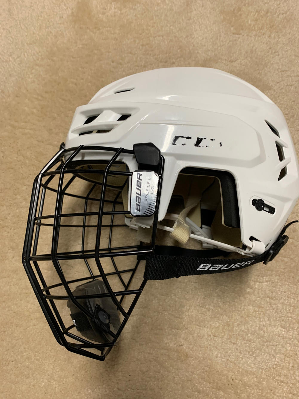 CCM Resistance 110 White Medium Helmet w/ Bauer Profile II Black Large ...