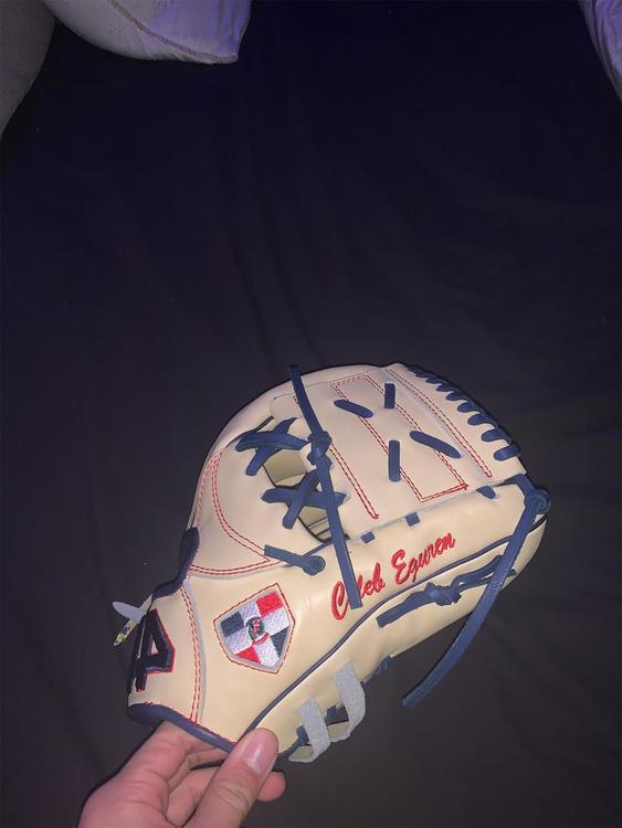 New Custom 44 Infield Glove Never Used | SidelineSwap