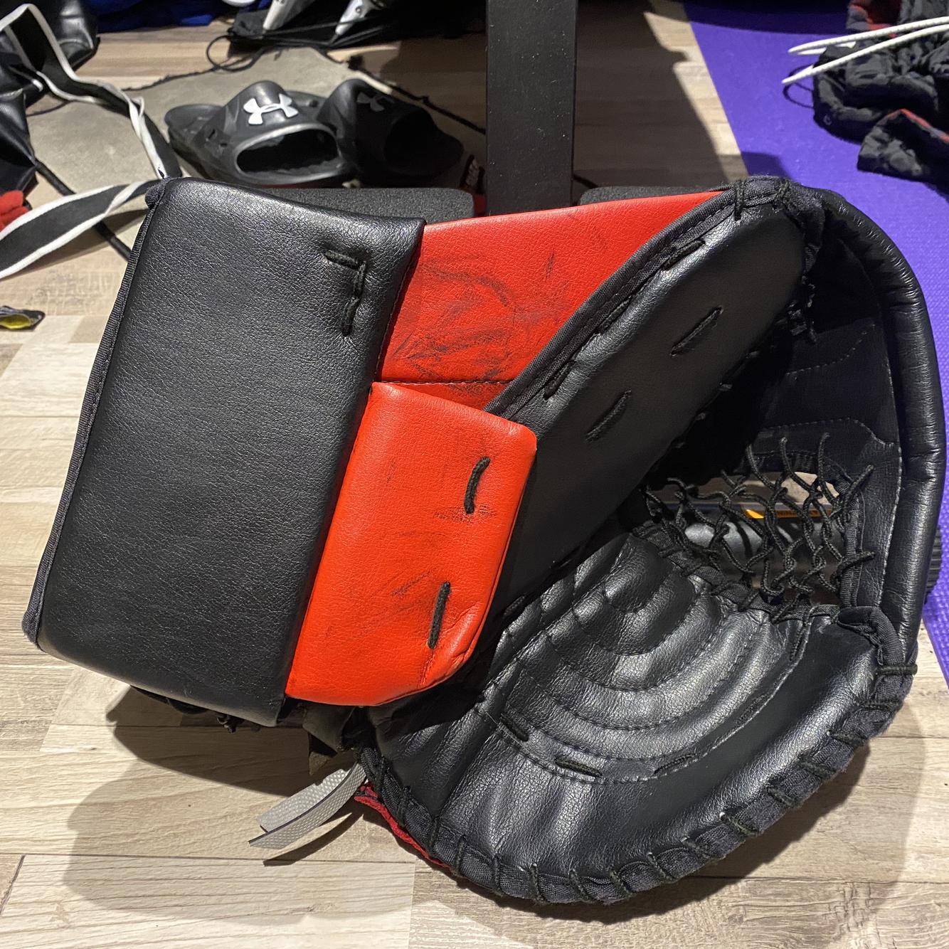 Kenesky Pro Black Senior Regular Pro Stock | SidelineSwap