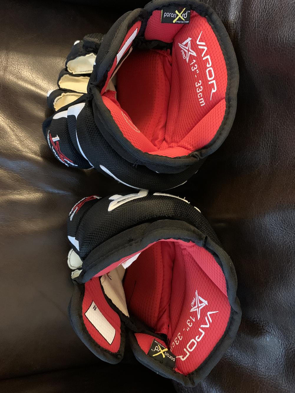 Black New Junior Bauer Vapor 1X Pro Gloves 13" | SidelineSwap