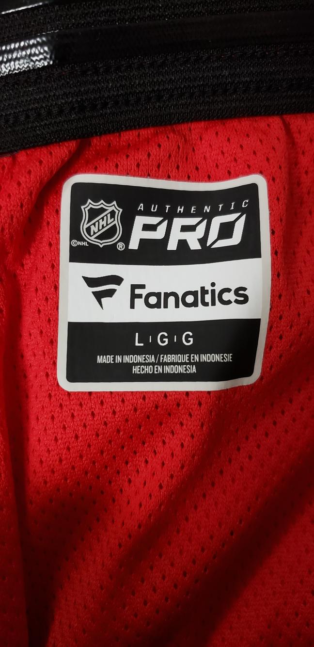 Calgary Flames Heritage Classic Men's Pants- Large | SidelineSwap