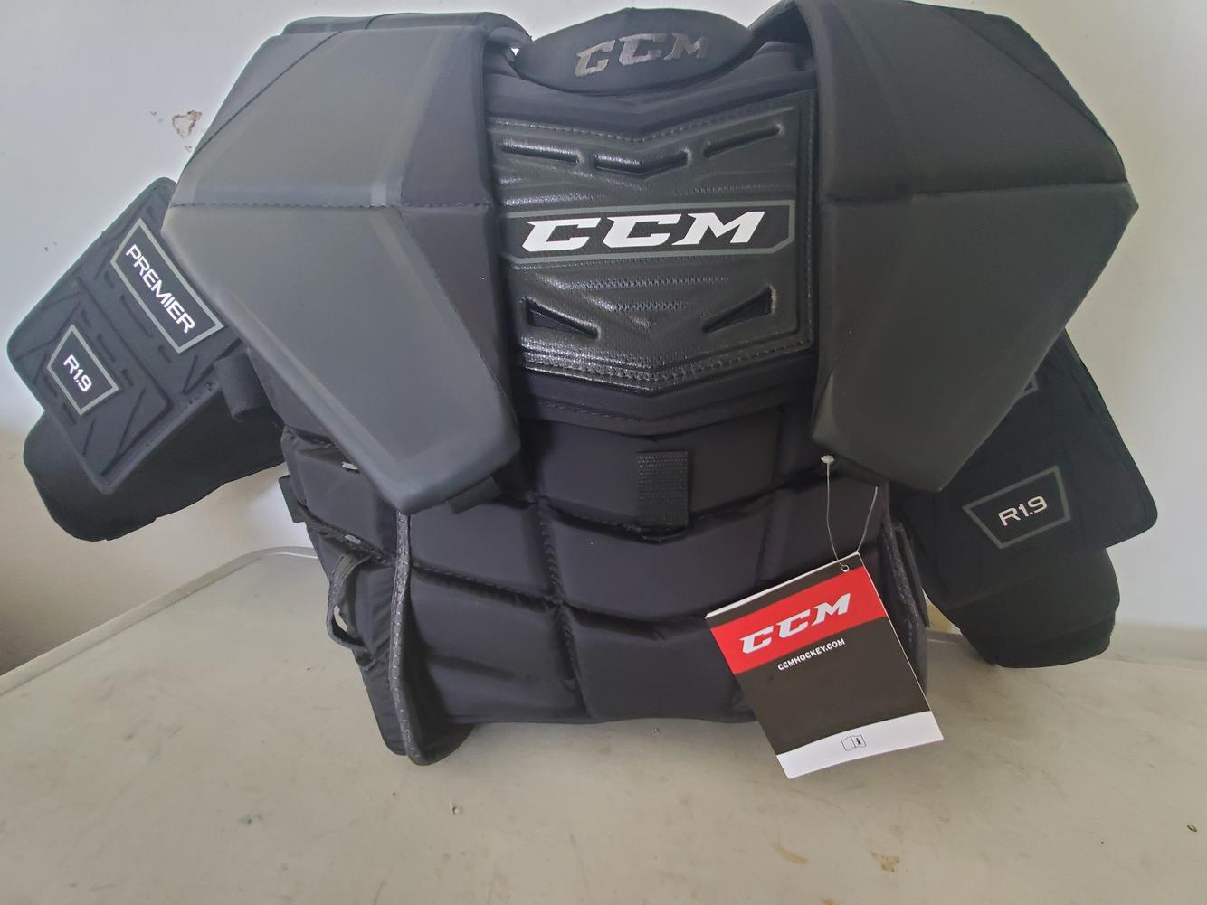 CCM Premier R1.9 LE Chest Protector Goalie Chest Protector Senior ...