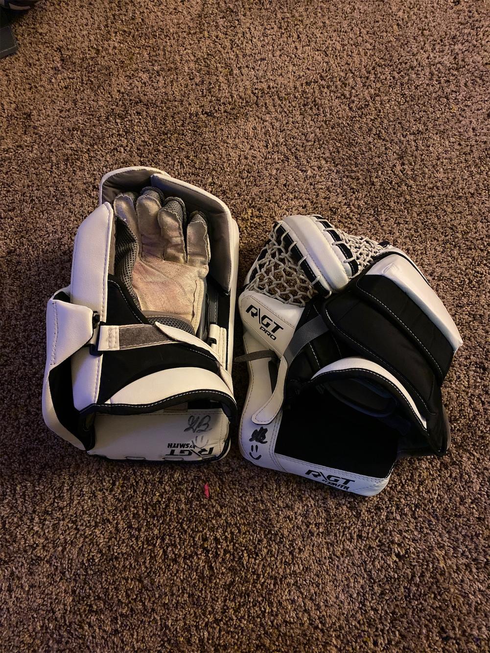 Pro Stock Warrior RGT Pro Goalie Gloves | SidelineSwap