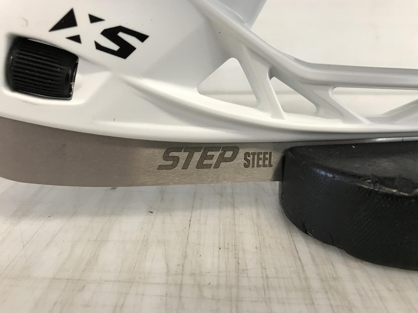 CCM JetSpeed FT1 Mens Pro Stock Hockey Skates 7 D 8090 | SidelineSwap