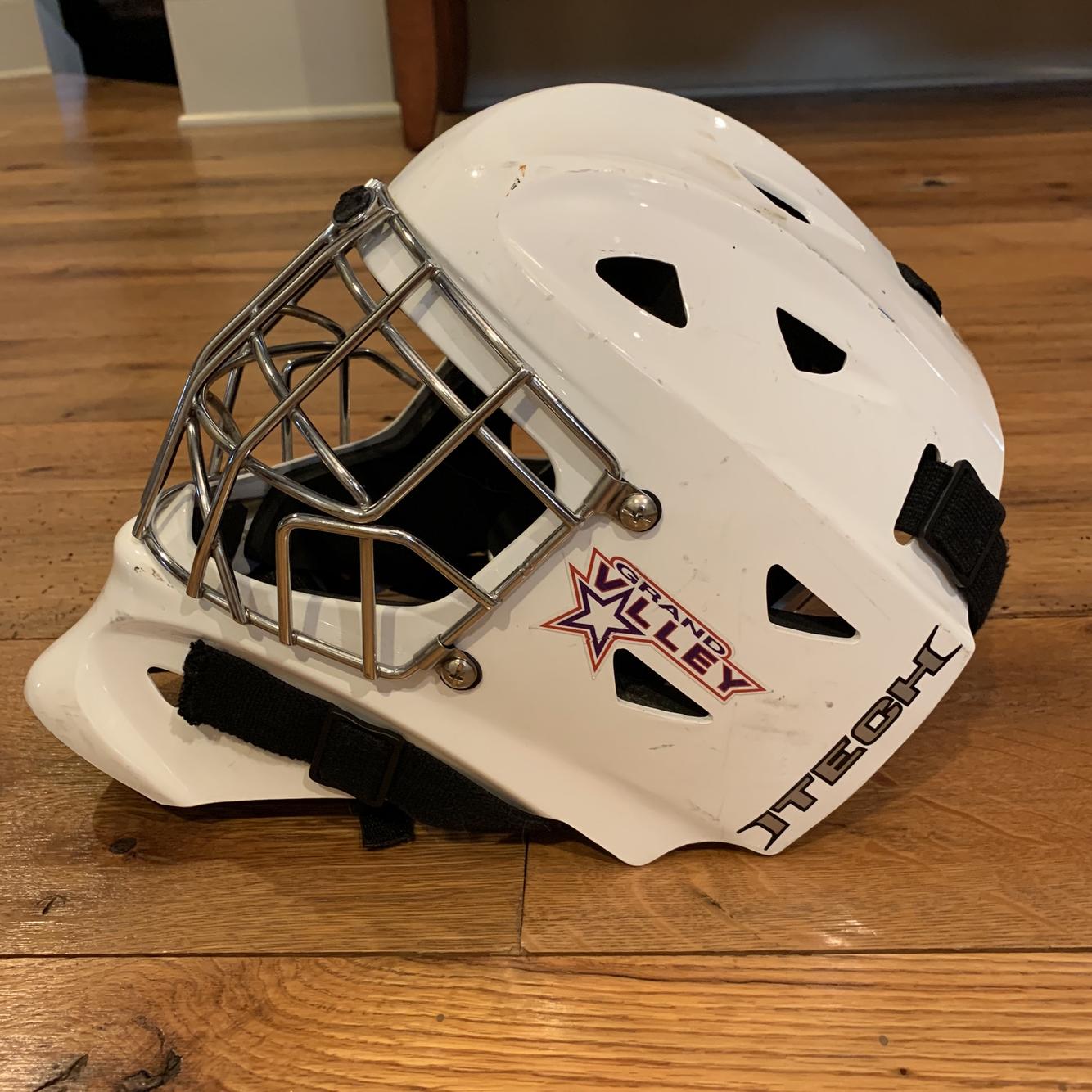 White Used Itech profile 1200 Goalie Mask | SidelineSwap