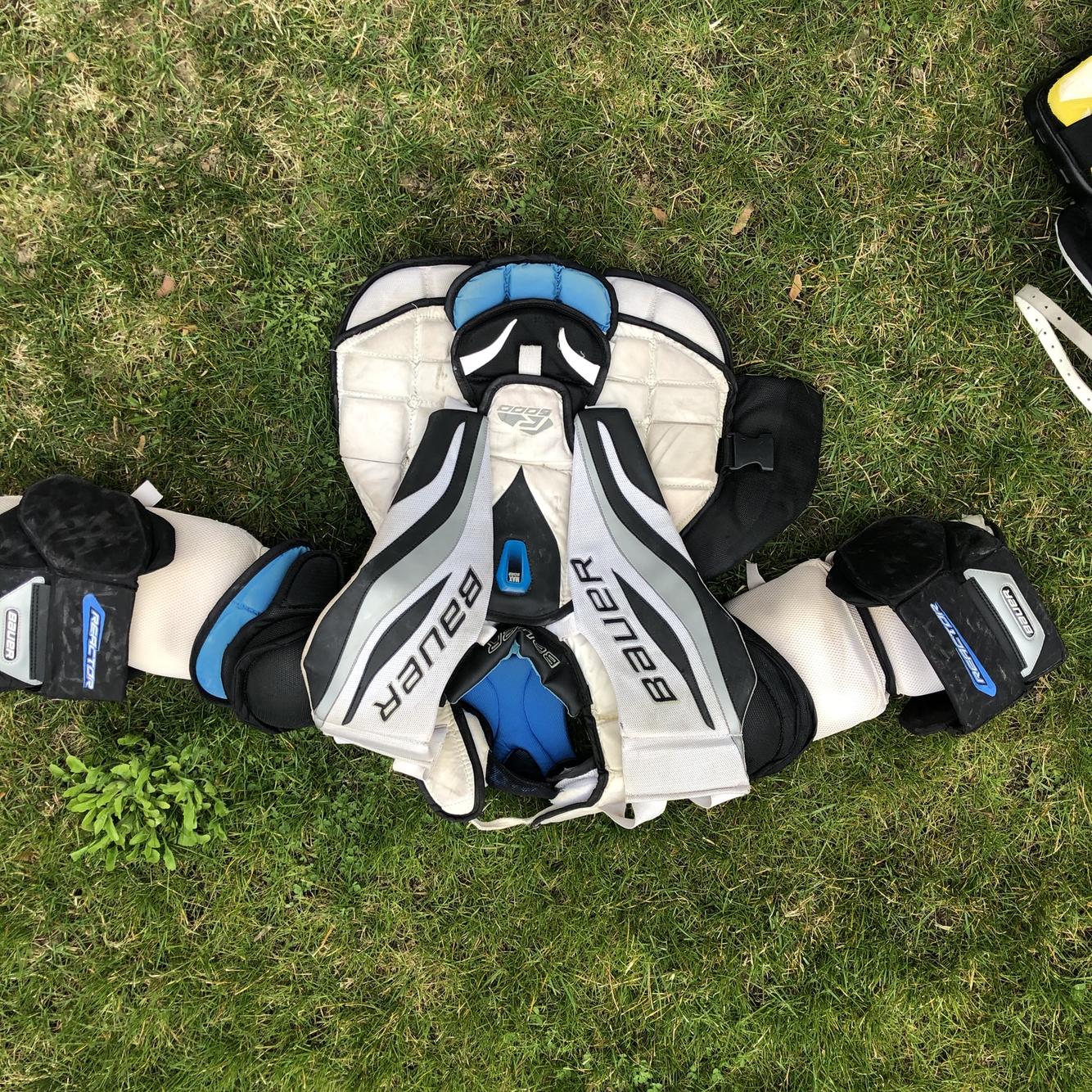 Used Medium Bauer Reactor 6000 Goalie Chest Protector | SidelineSwap