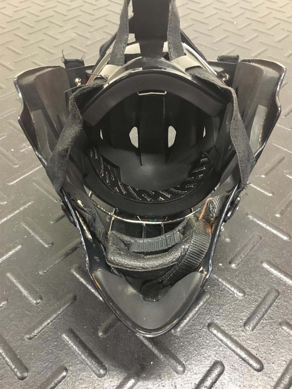 Black Used Bauer M90 Youth Goalie Mask | SidelineSwap