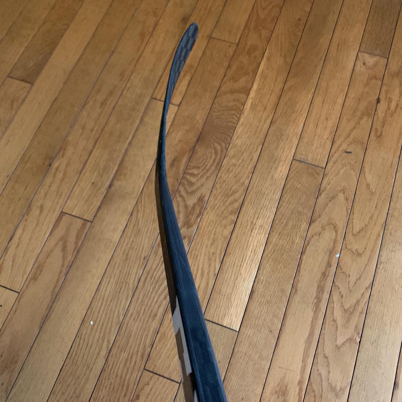 New Left Handed JetSpeed 65 Flex P28 McDavid Curve Hockey Stick ...