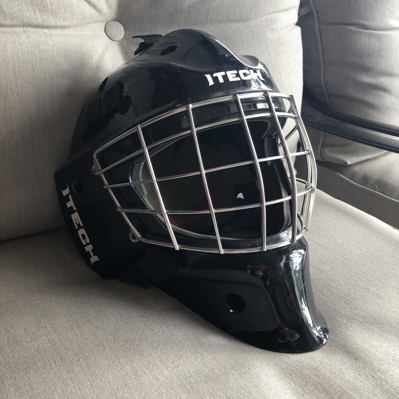 Black Used Itech Envy 7 Goalie Mask | SidelineSwap