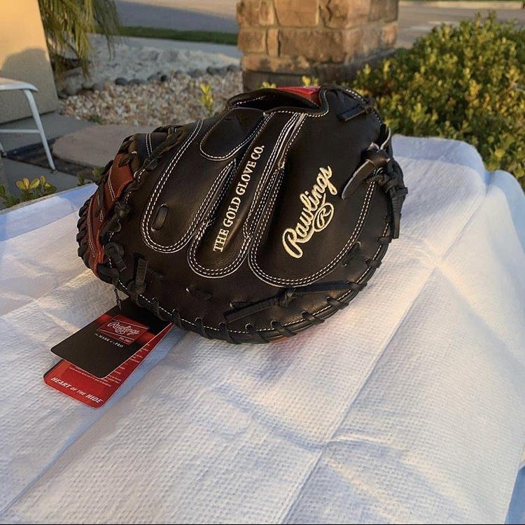 Black New Catcher's Heart of the Hide 33.5" Baseball Glove | SidelineSwap
