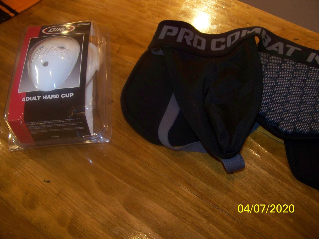Black New Adult Men's Large Nike Pro Combat Jock & Bike Cup | SidelineSwap
