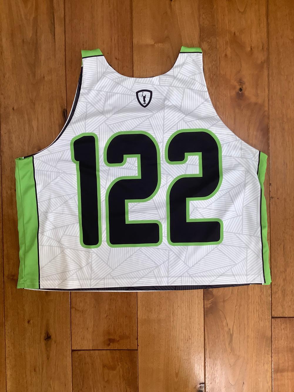 Adrenaline Showcase Reversible White/Black Pinnie | SidelineSwap