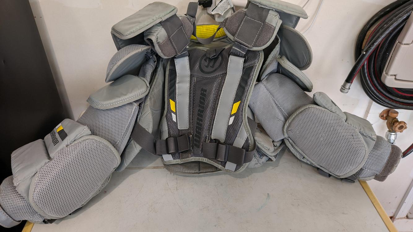 Senior Used Medium Warrior Ritual G2 PRO Chest and Arm Protector Goalie ...