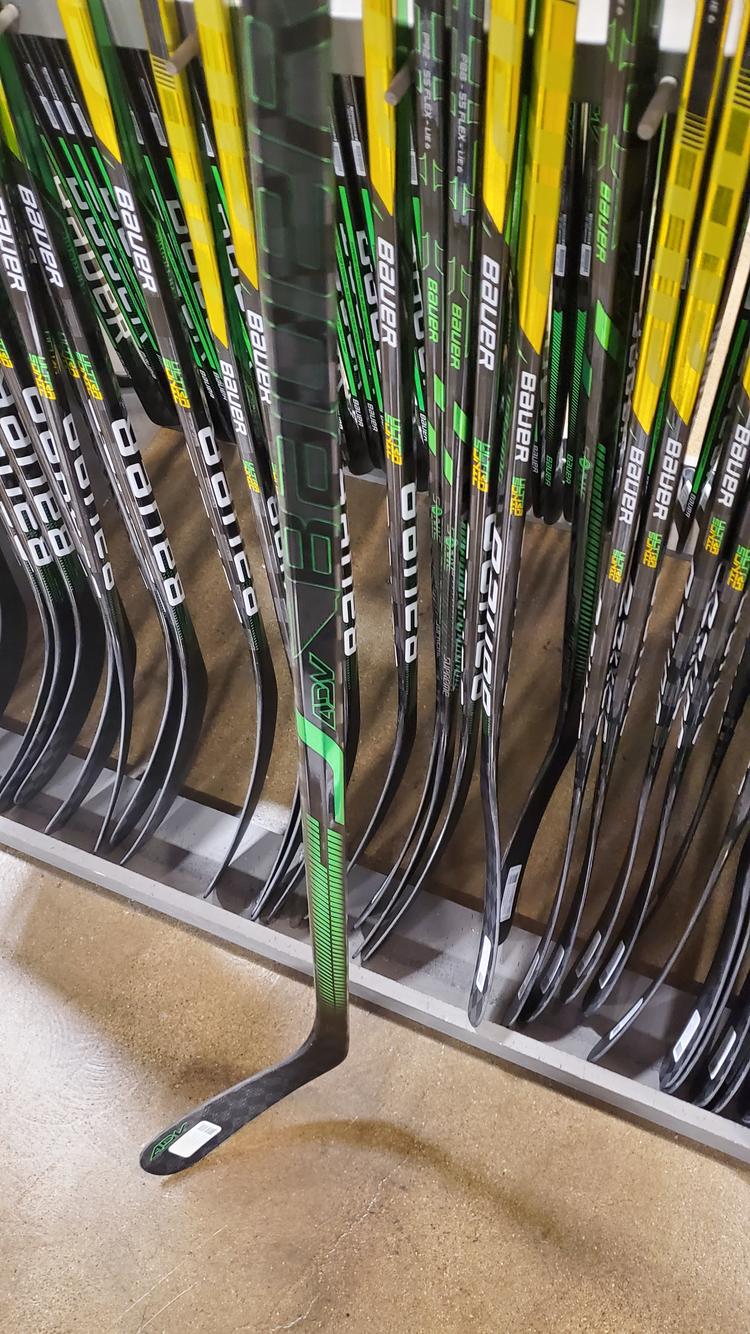 New Senior Bauer Right Handed Supreme ADV Hockey Stick 77 flex p92 Mid ...