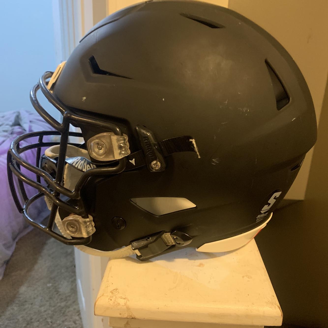 Used Large Matte Black Riddell Speedflex R41195 Helmet | SidelineSwap