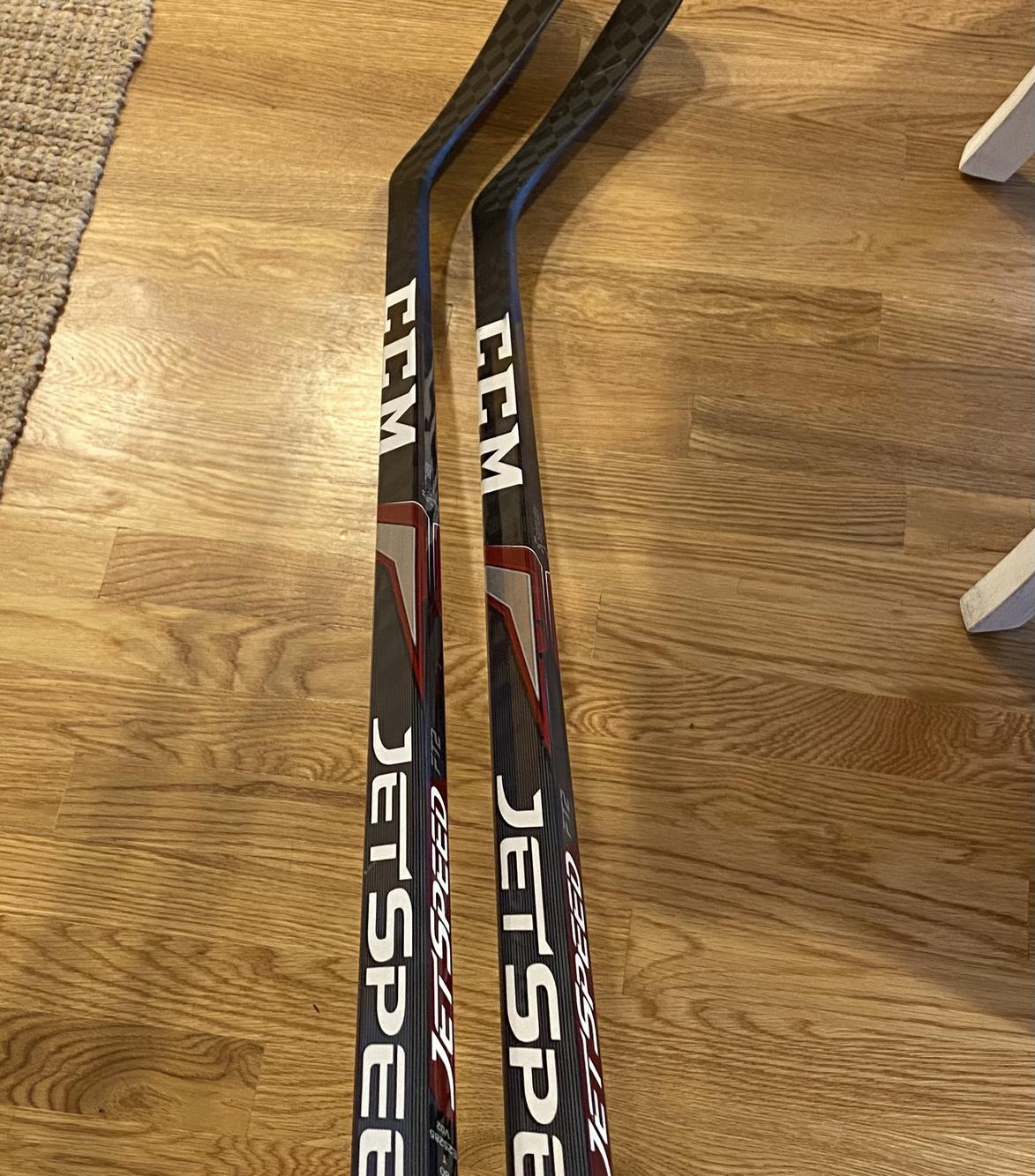 (2) Two Pack - Pro Stock CCM JetSpeed FT2 Sticks - RH - 80 Flex - P90T ...