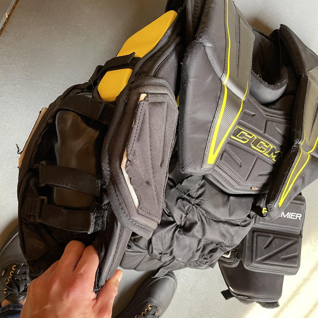 Senior XL CCM Premier Pro Chest and Arm Protector Pro Stock Goalie ...