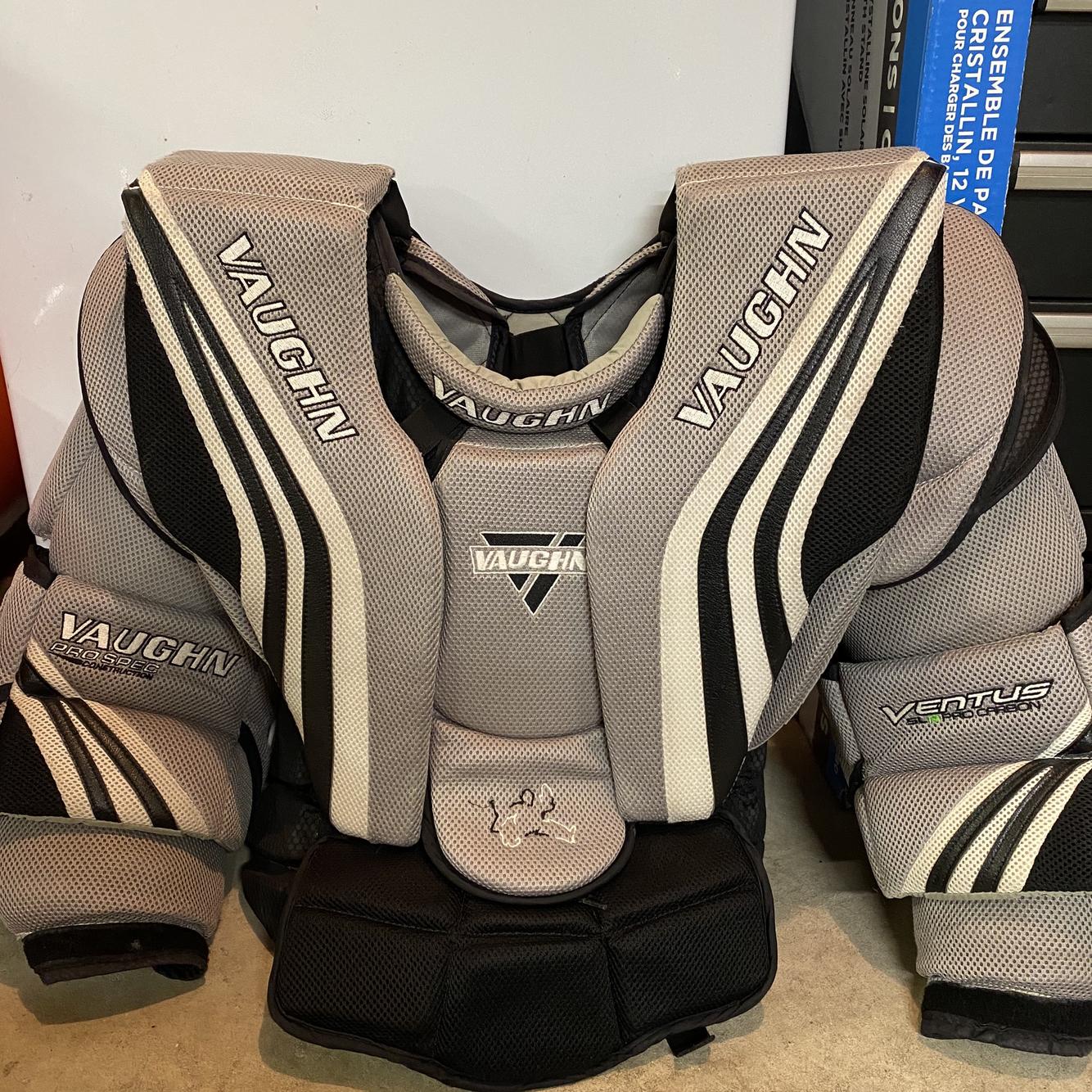 Senior Large Vaughn Ventus SLR Pro Carbon Chest and Arm Protector ...