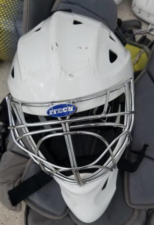 Intermediate Itech Goalie Mask | SidelineSwap