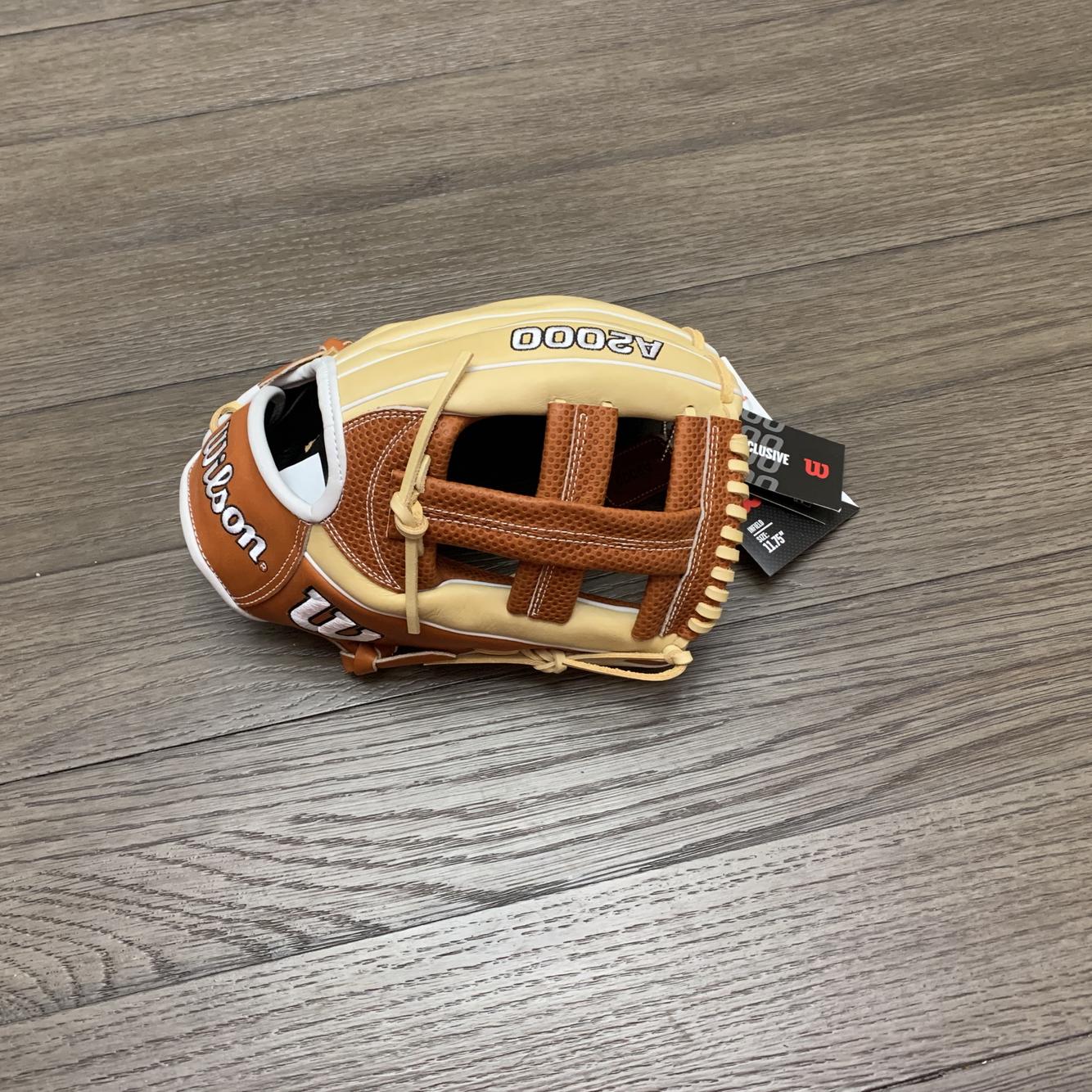 New 2021 Wilson A2000 EL3 Spin Control 11.75" Single Post Web ...