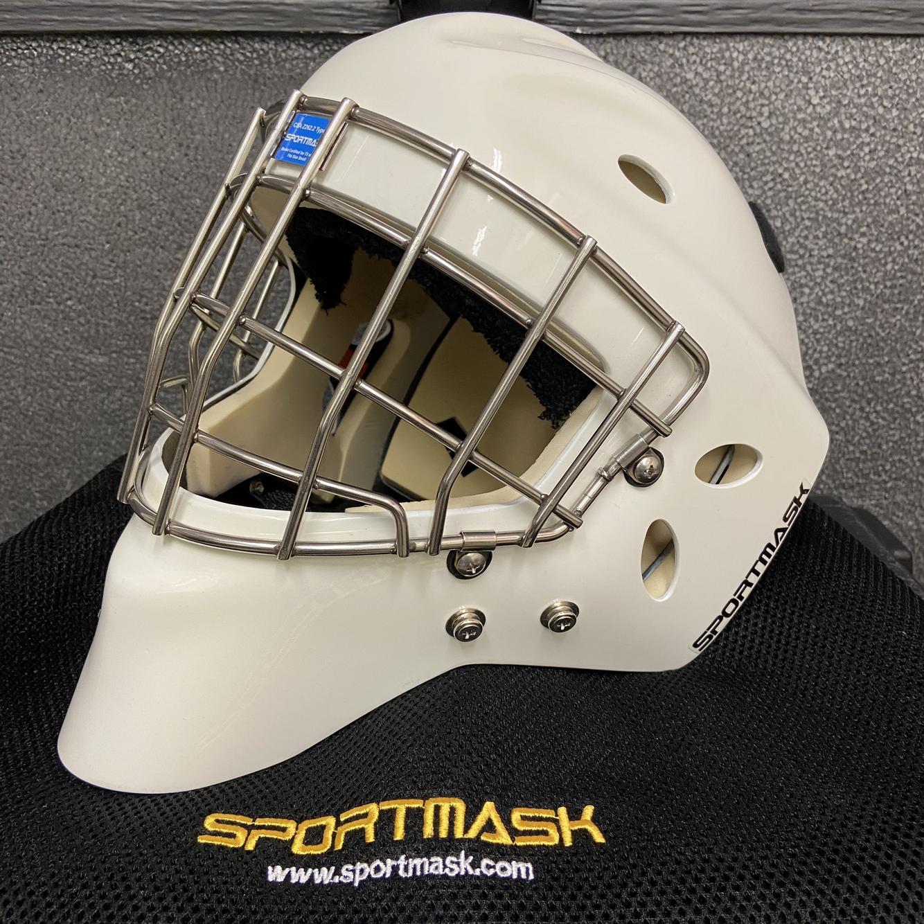 SPORTMASK X8 Pro Goalie Mask • Senior Small / Medium | SidelineSwap