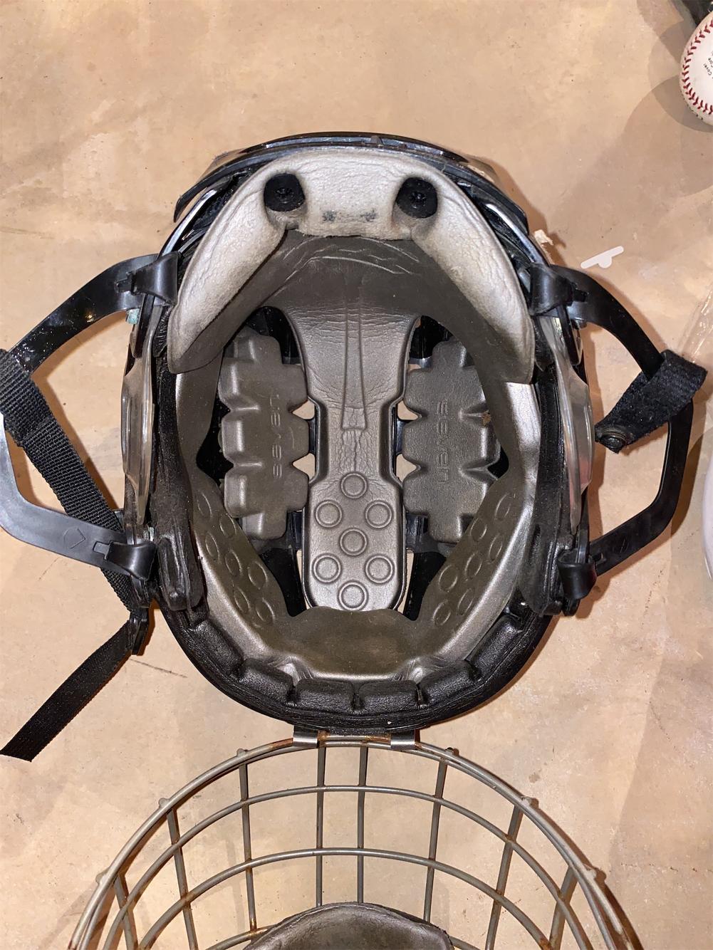 Messier M11 Hockey Helmet Size Medium | SidelineSwap