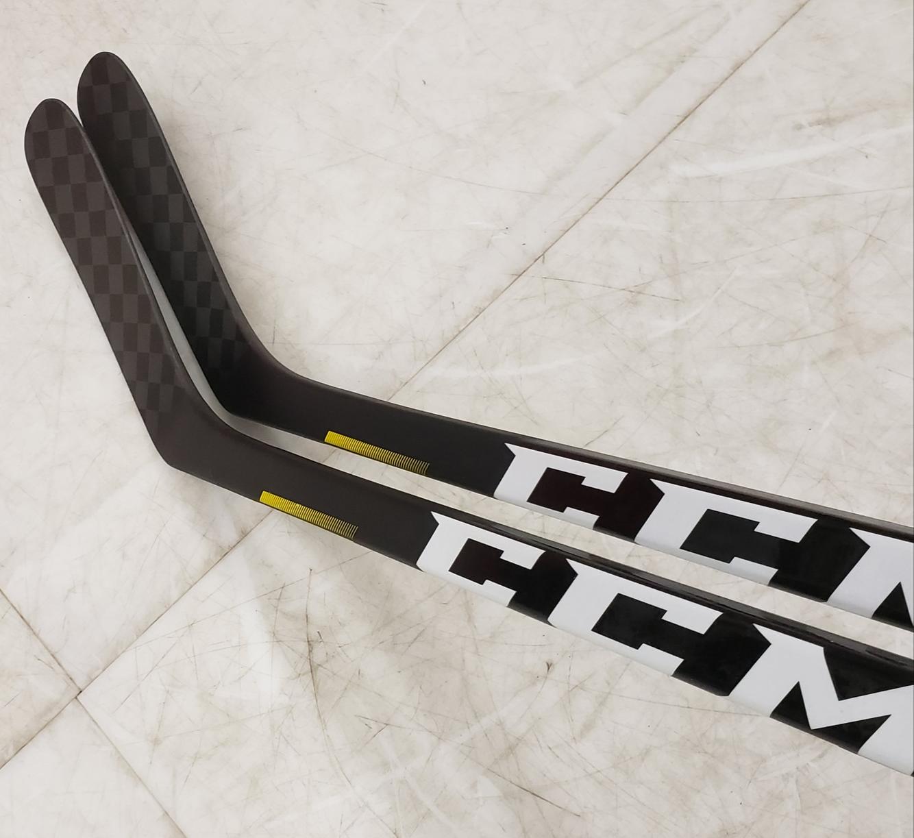2-Pack CCM Super Tacks AS2 Custom Team Sticks RH P50 80 Flex | SidelineSwap