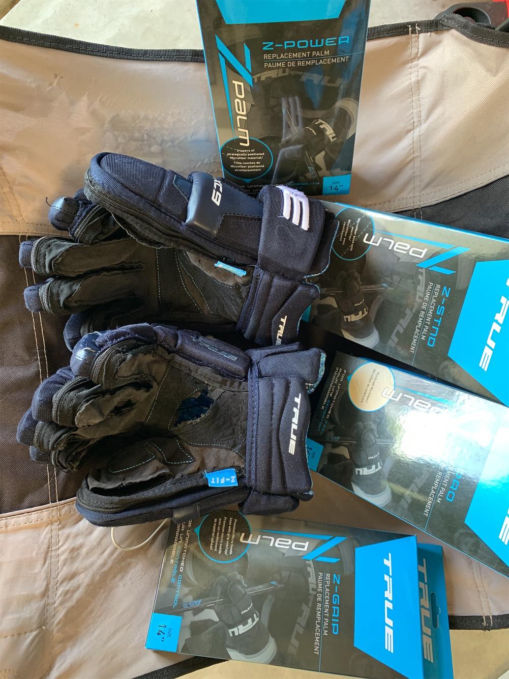 Blue Senior True XC9 Gloves 14" Gloves | SidelineSwap