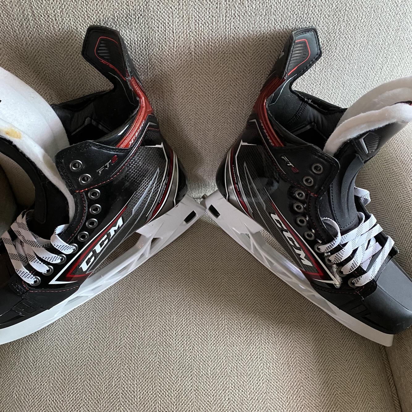 Senior CCM JetSpeed FT2 Pro Stock Size 8.25/8* Hockey Skates | SidelineSwap
