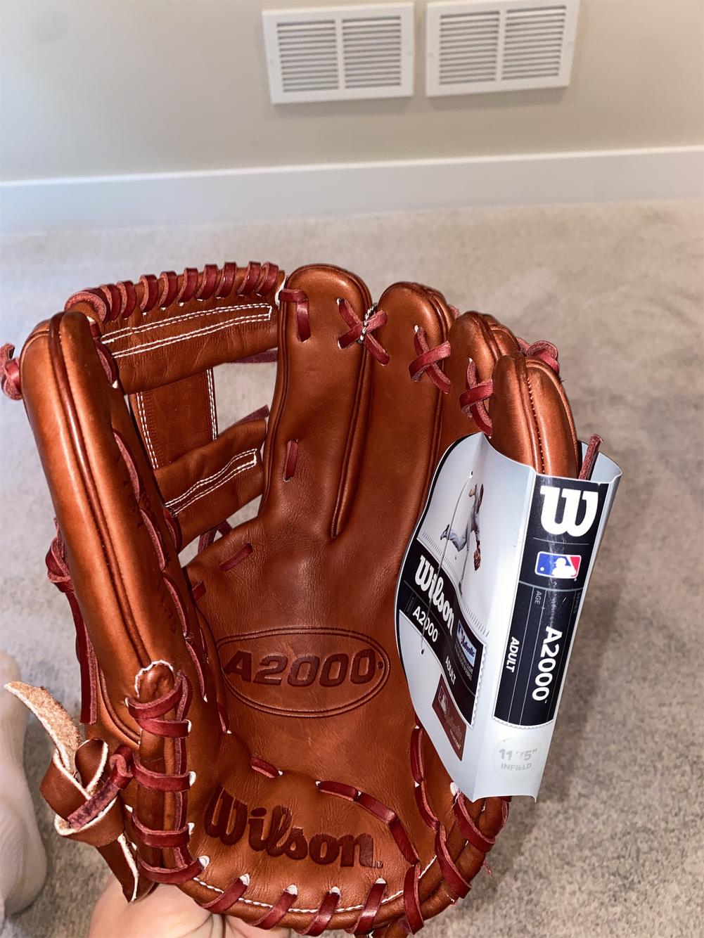 NEW Wilson A2000 Infield Glove | SidelineSwap
