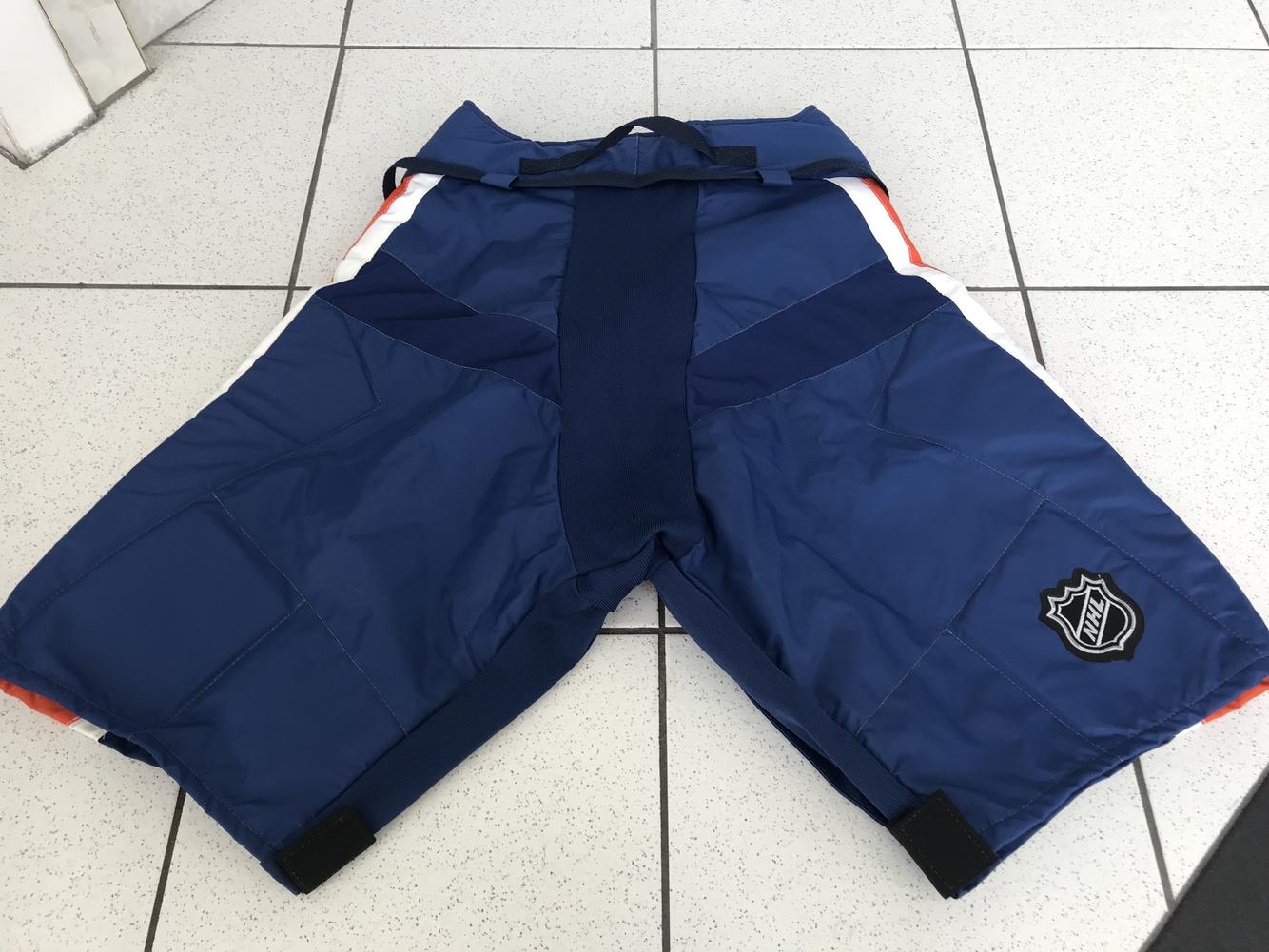 Pro Stock Edmonton Oilers Warrior 9K Pant Shell Medium MIC | SidelineSwap
