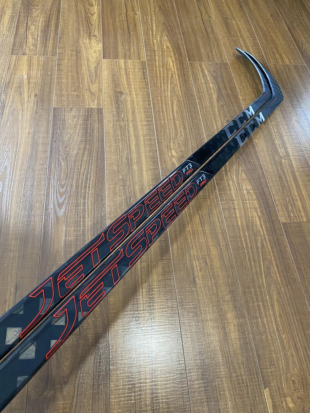 2 pack - CCM Jetspeed FT3 Pro RH 85 flex P90 | SidelineSwap