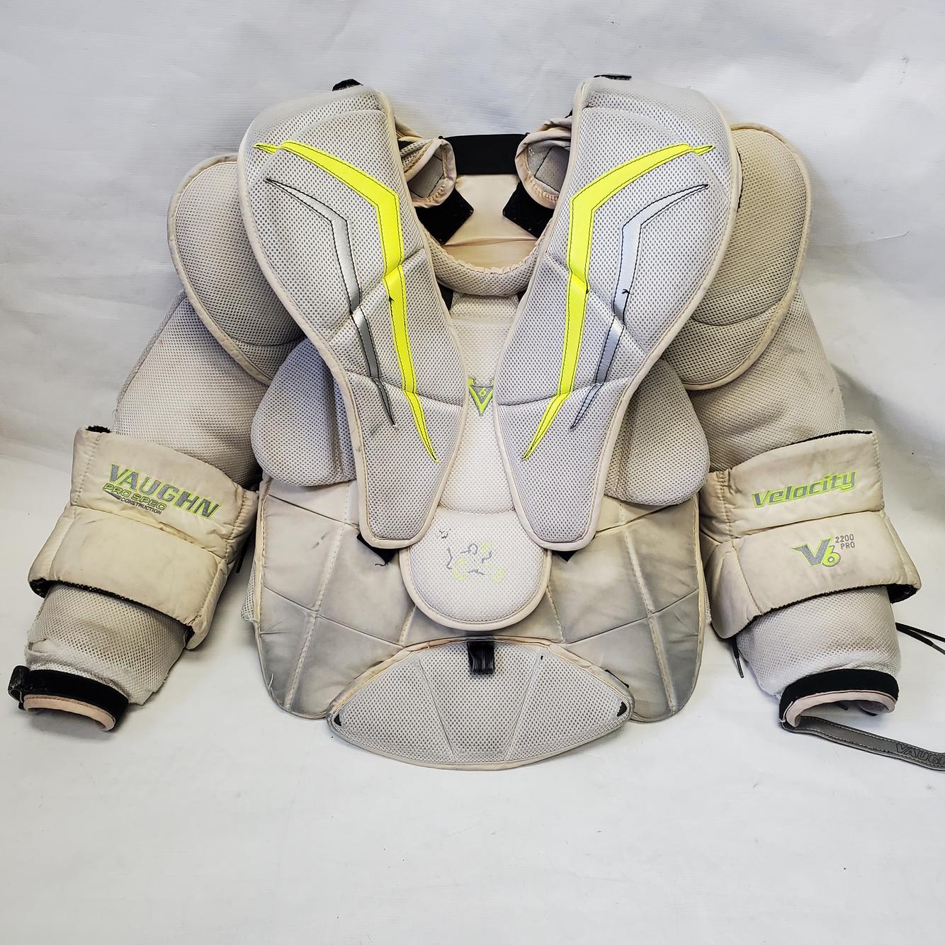 Pro Stock Used Vaughn V6 2200 Pro Chest Protector - Extra Large (GCP027 ...