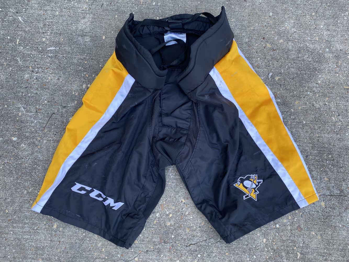 CCM PP90 Pro Stock Hockey Pant Shell Large Penguins 8839 | SidelineSwap