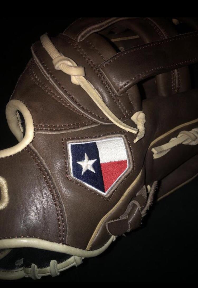 Rico custom glove | SidelineSwap