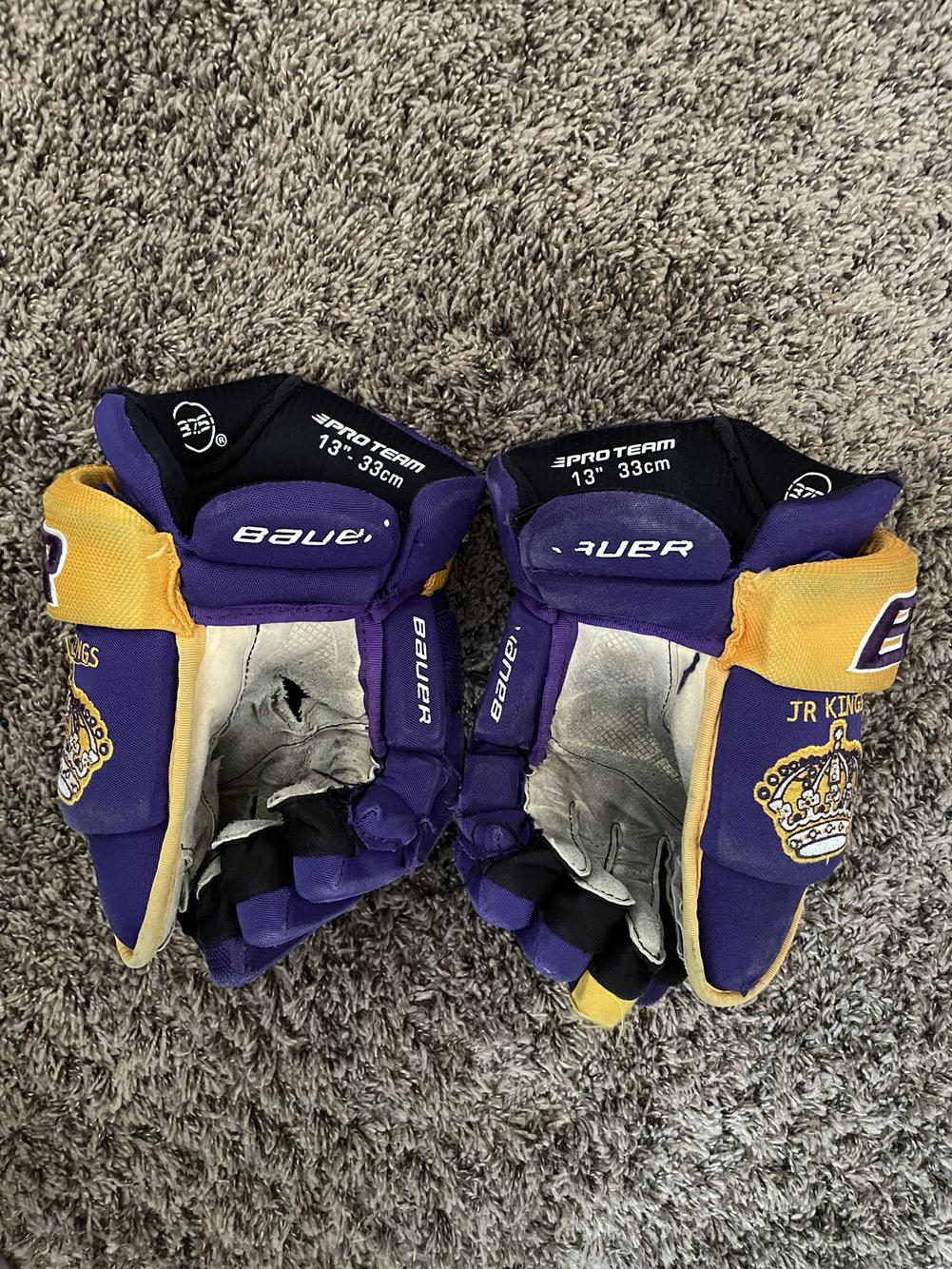Purple LA jr Kings Used Junior Bauer Vapor Pro Team Gloves 13 ...