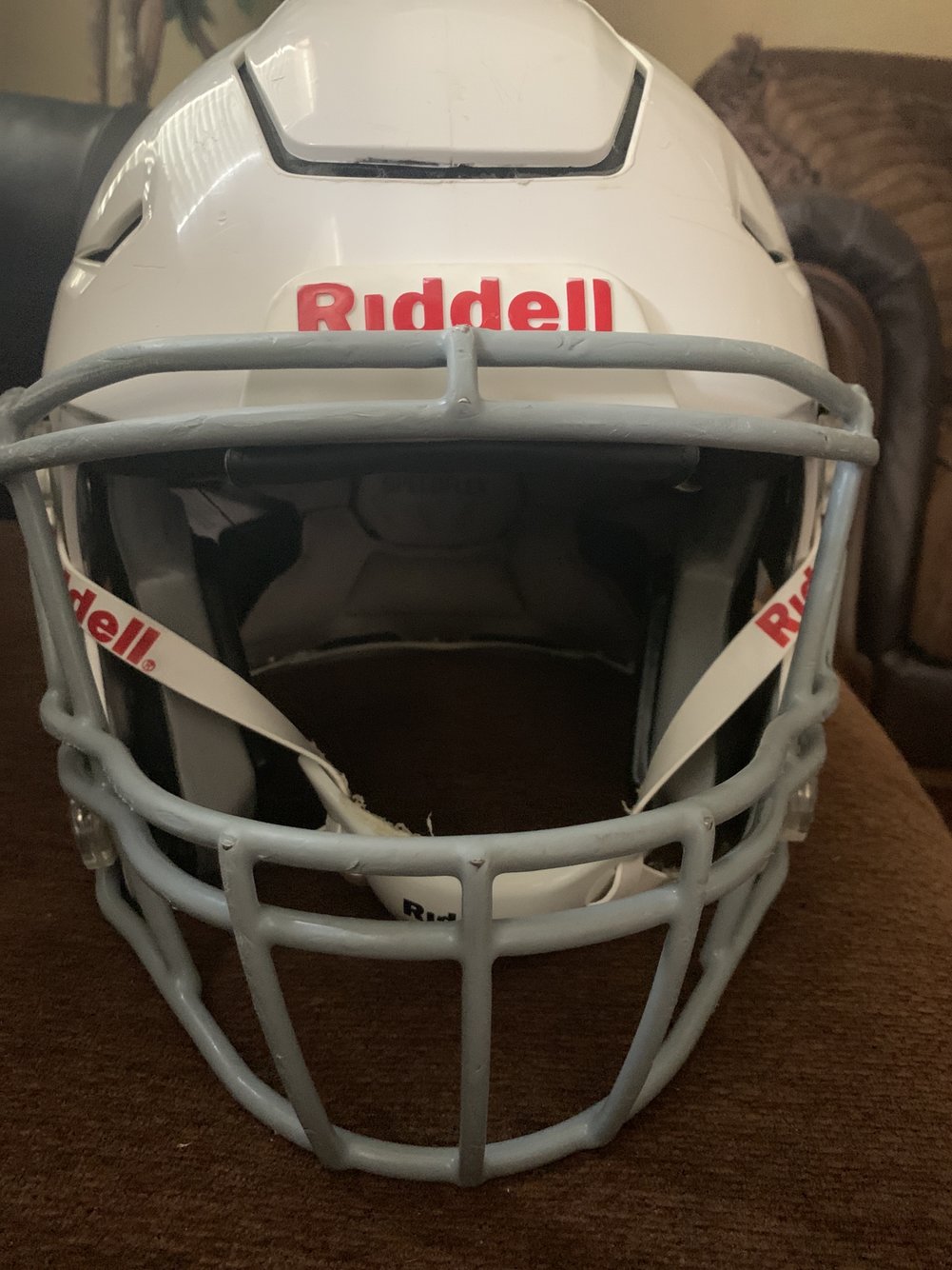 Used riddell speedflex youth Large, HAS BEEN RECONDITIONED new inside ...