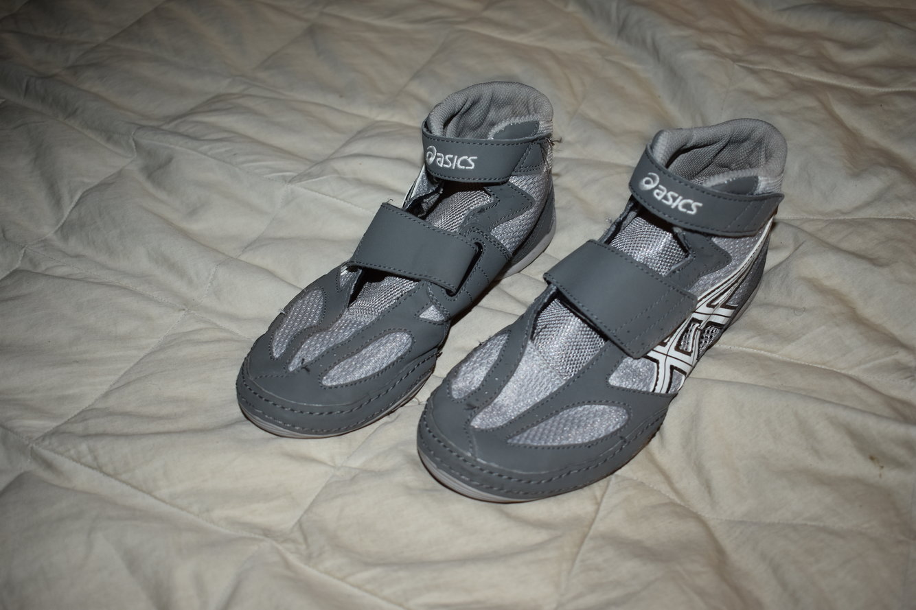 Asics Matflex Wrestling Shoes, Gray, Size 4 1/2 - Top Condition ...