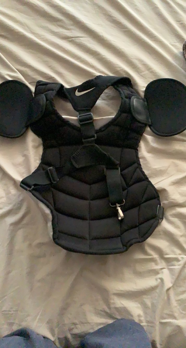Black Adult Nike Catcher's Chest Protector | SidelineSwap