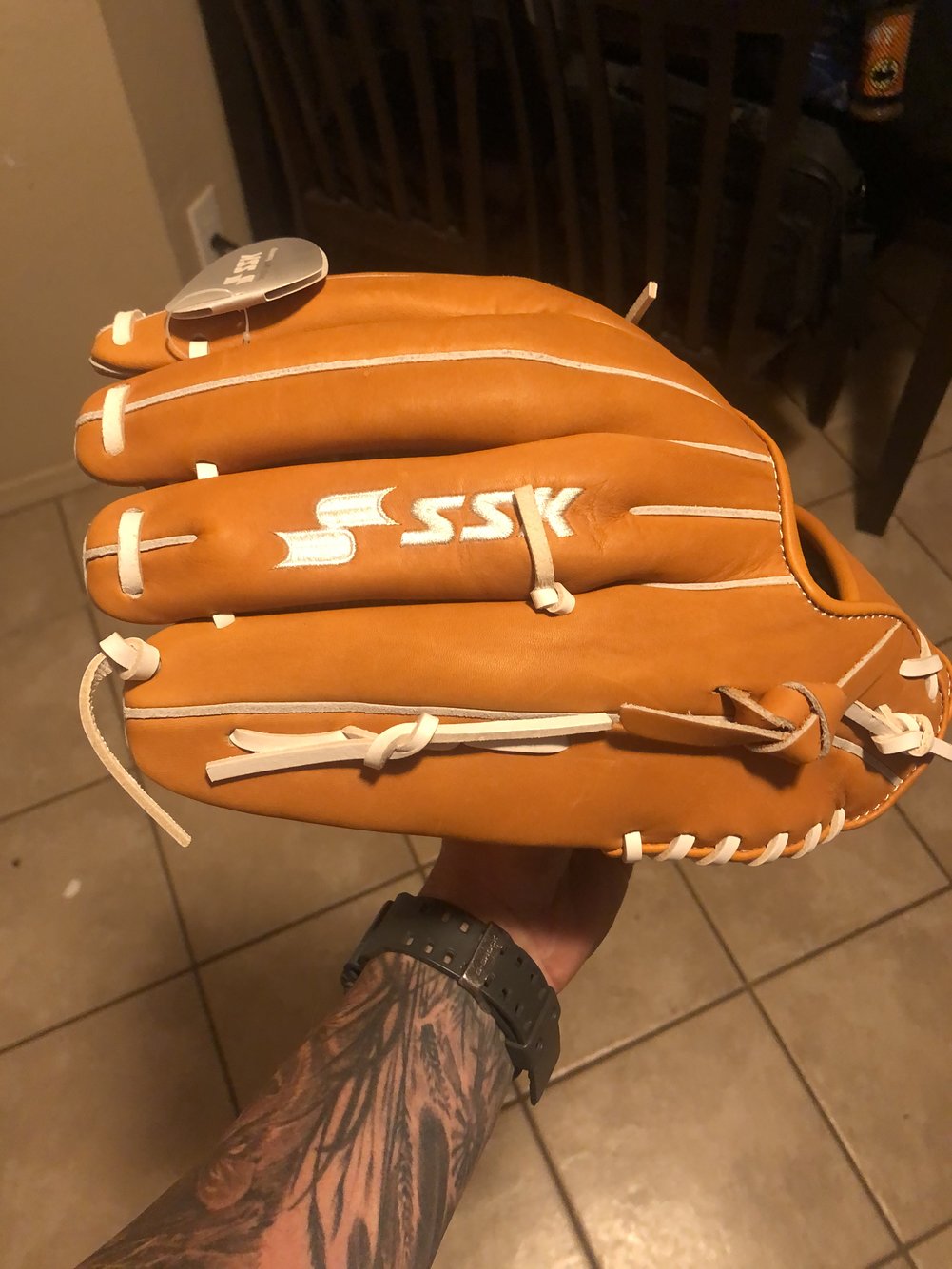 New High School/College SSK Right Hand Throw Outfield White line Baseball Glove 12.75 ...