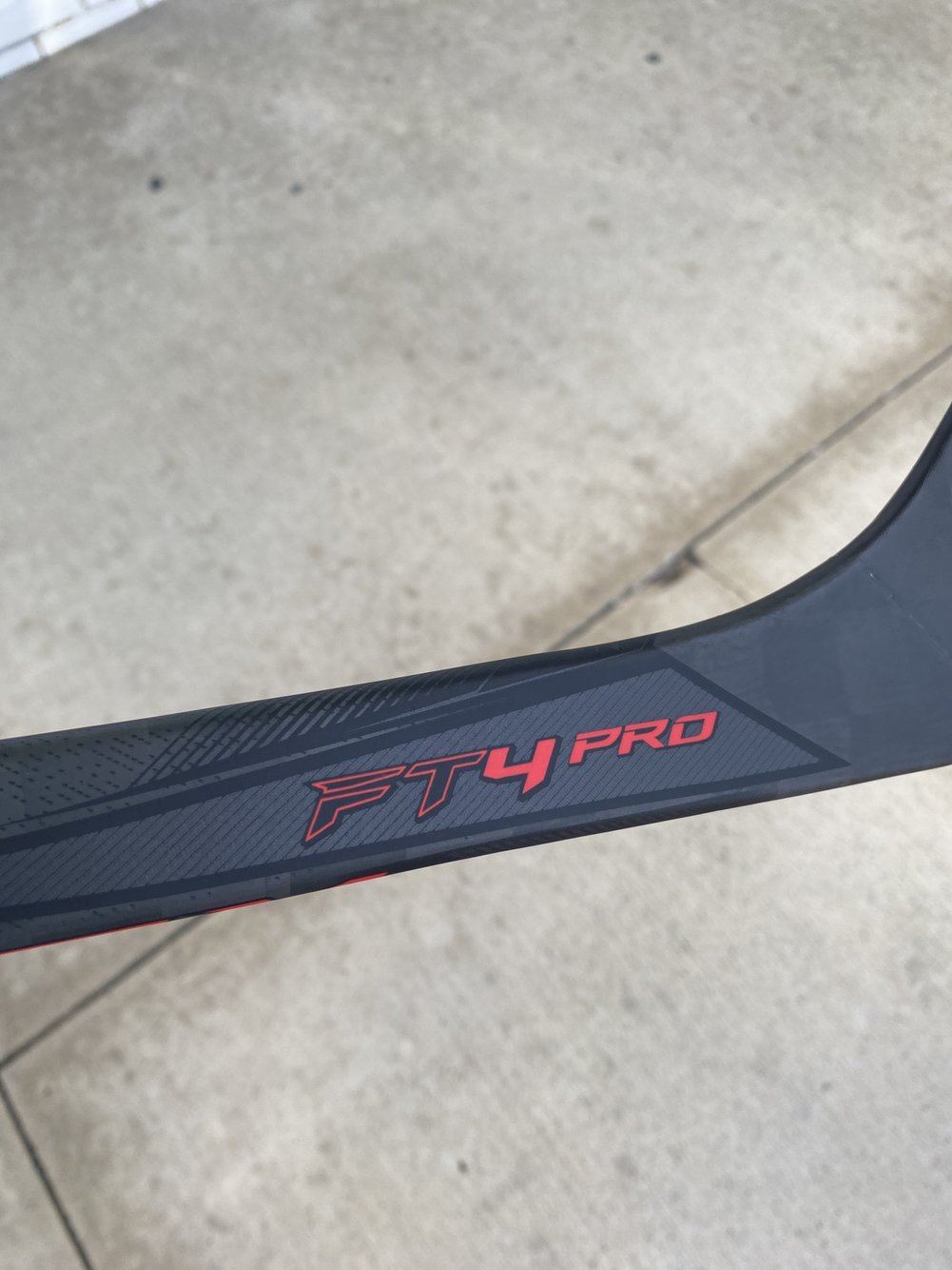 Senior Right Handed Pro Stock Jetspeed FT4 Pro Hockey Burroughs Stick ...