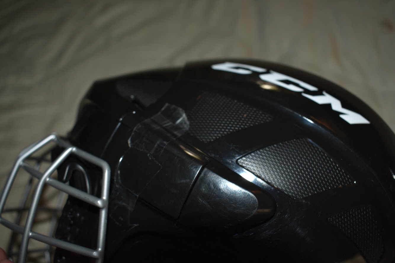 CCM FL40 Hockey Helmet w/ Cage, Black, Small (2023) - Like New ...