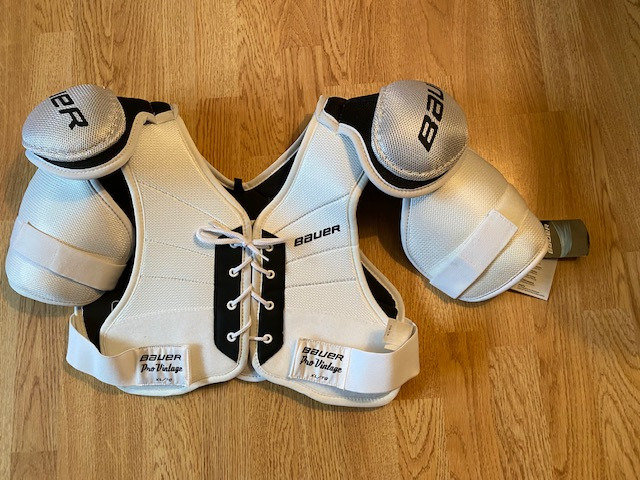New Senior Extra Large Bauer Pro Vintage Shoulder Pads | SidelineSwap