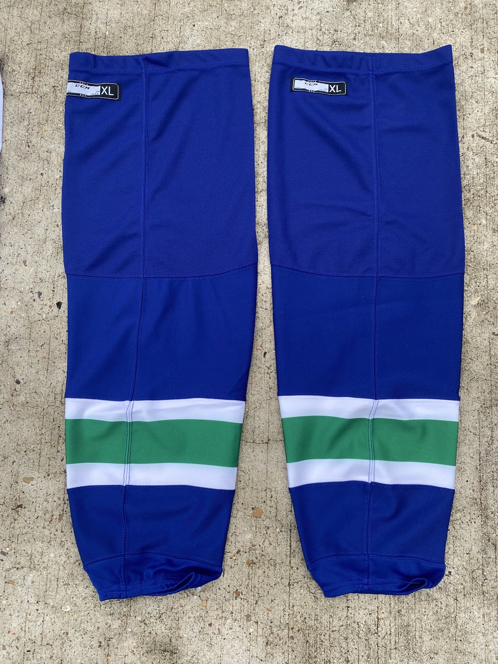 NEW! CCM Edge 4.0 Pro Stock Hockey Shin Pad Socks Vancouver Canucks ...
